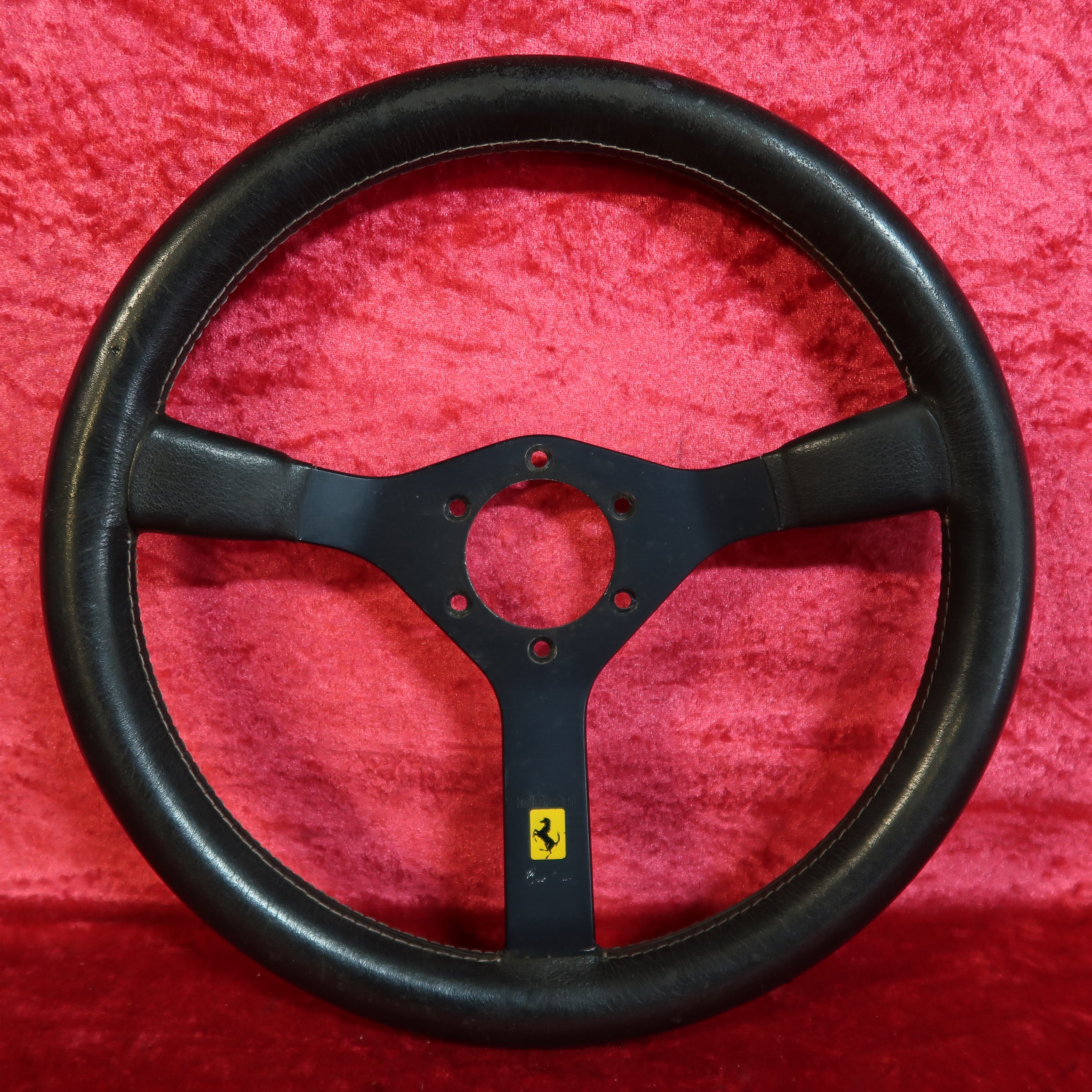 MOMO Ferrari Cavallino 350mm – Shinzo Garage